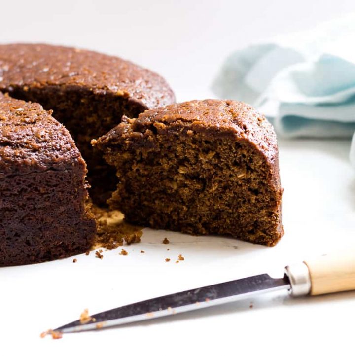 BONFIRE NIGHT PARKIN CAKE | Food & Table